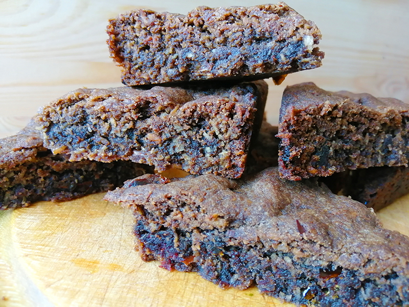 Vegan Carob Date Crunch - The Chestnut Candle